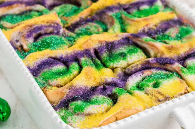 Amazing King Cake Cinnamon Rolls for a Delicious Celebration